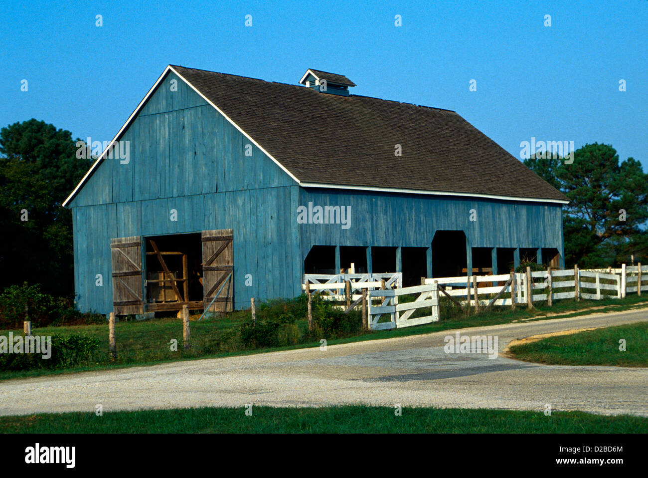 Barn agriculture misc landscape color hi-res stock photography and ...