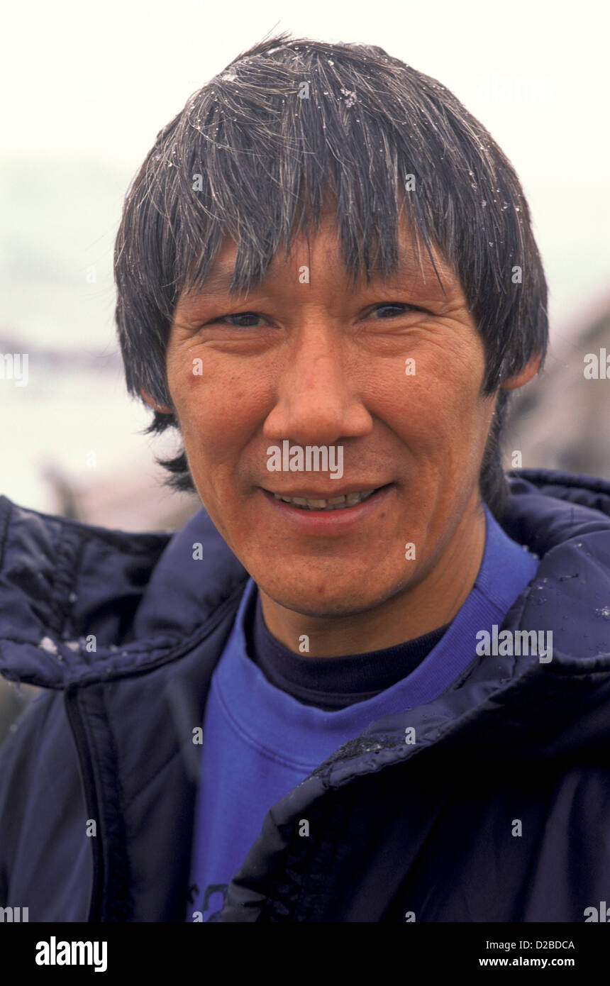 Eskimo man hi-res stock photography and images - Alamy