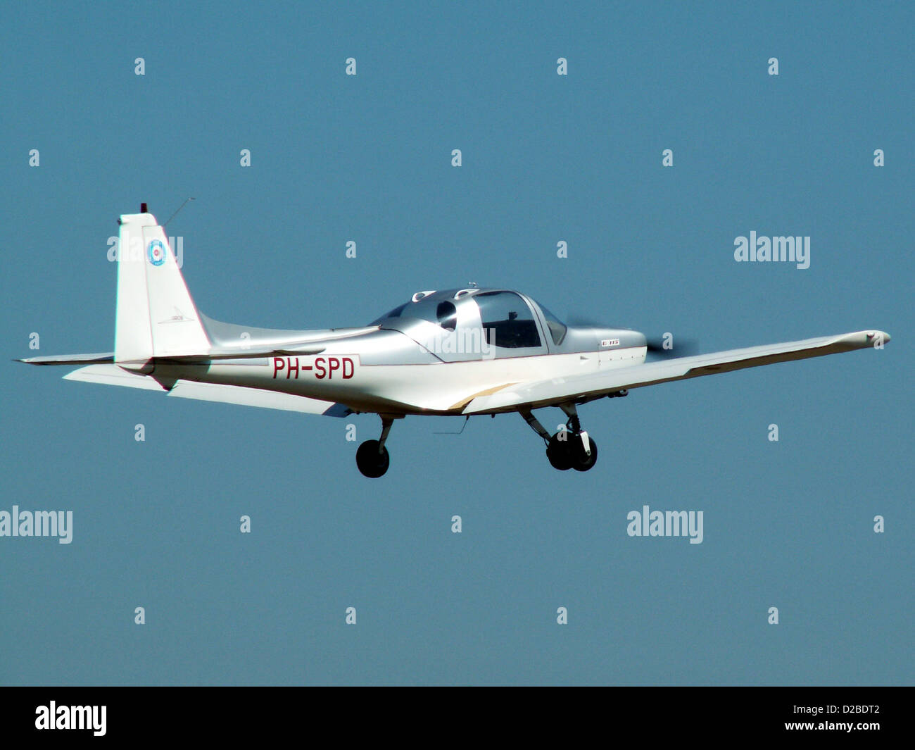 The PH-SPD Grob G-115 is a light aircraft known for its maneuverability ...
