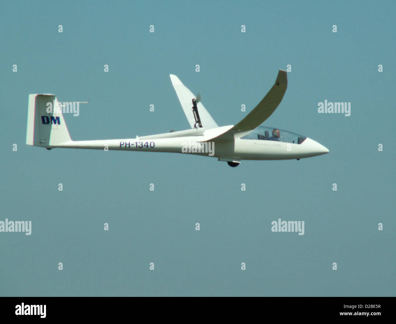 The Schempp-H Nimbus-4DM is a high-performance glider aircraft designed ...