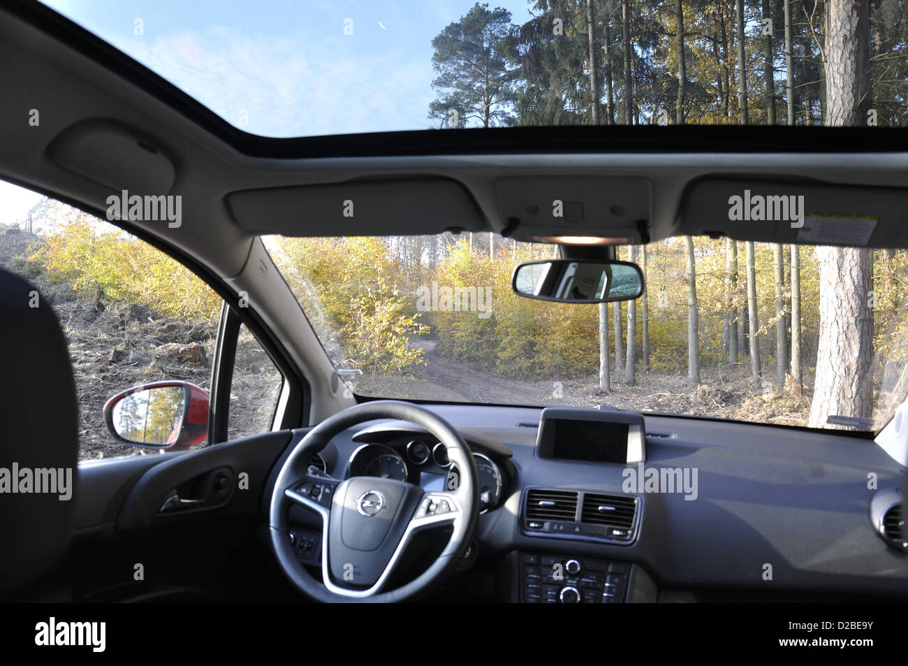 Meriva hi-res stock photography and images - Alamy