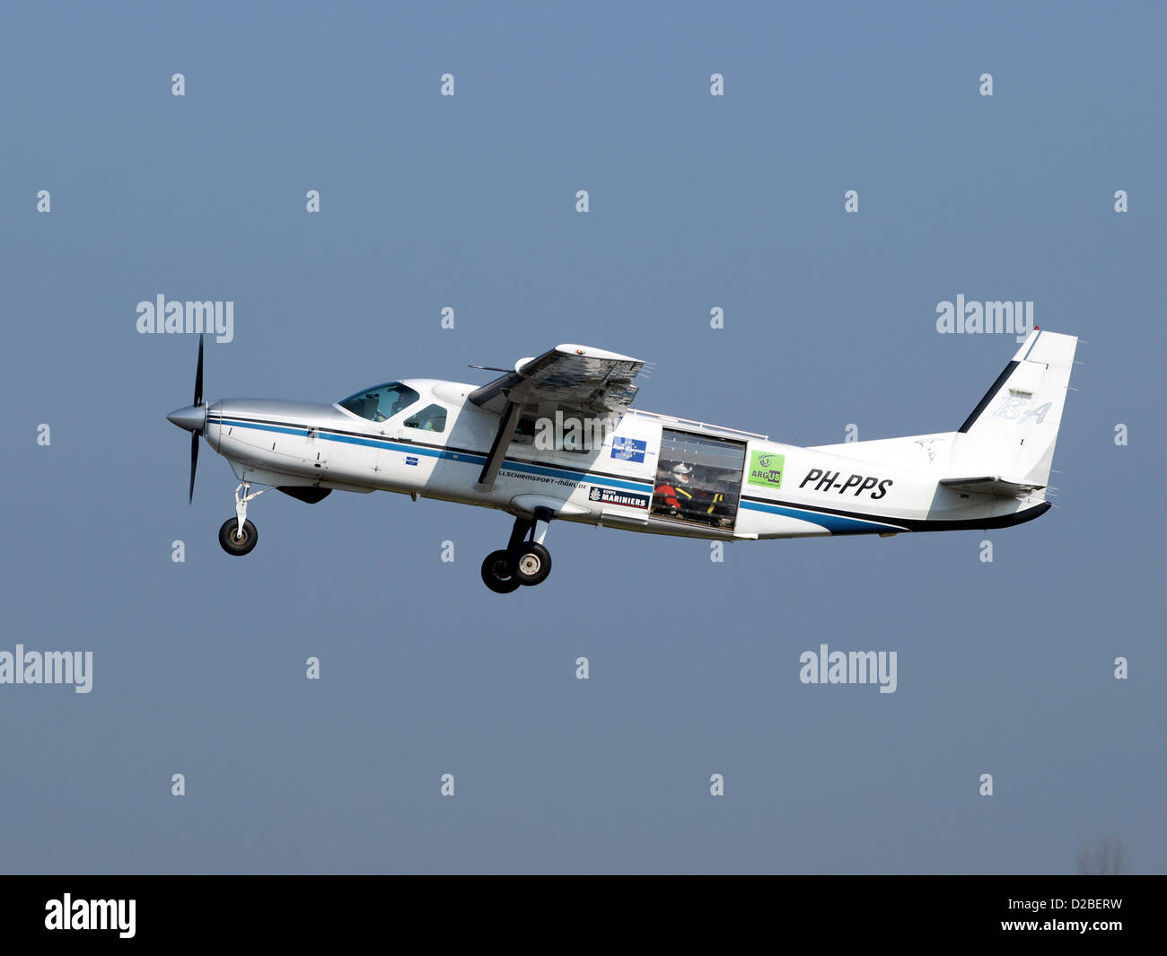 Cessna caravan 208b grand hi-res stock photography and images - Alamy