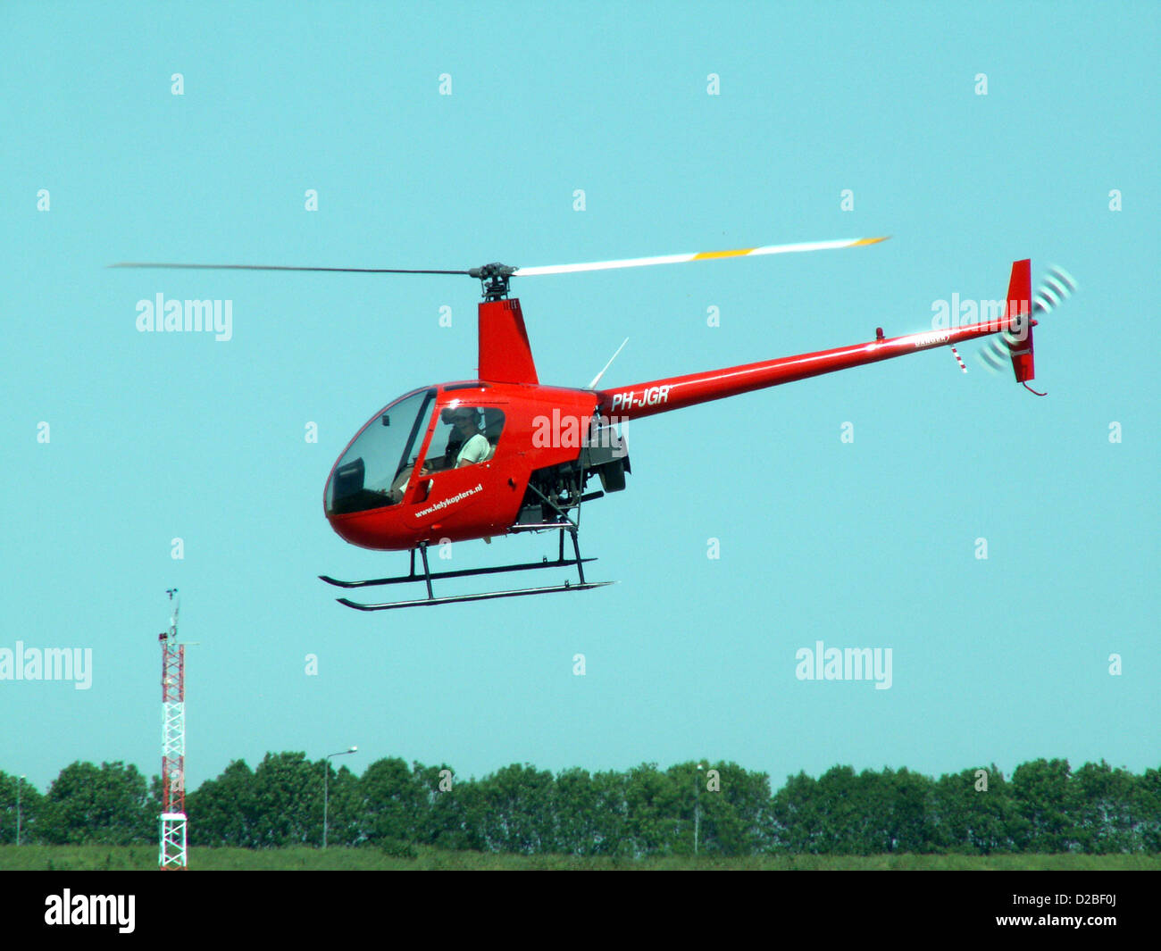 The R22 PH-JGR (cn 2920) is a Robinson R22 helicopter seen at Lelystad ...