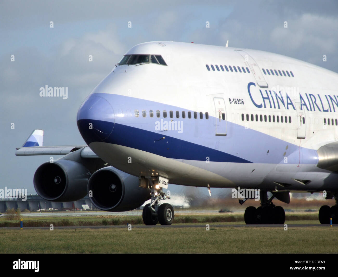 China Airlines Boeing 747-400 B-18206 Stock Photo - Alamy