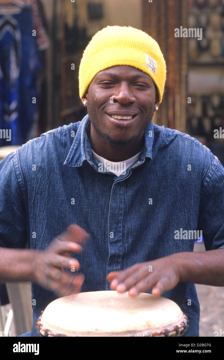 South african musician hi-res stock photography and images - Alamy