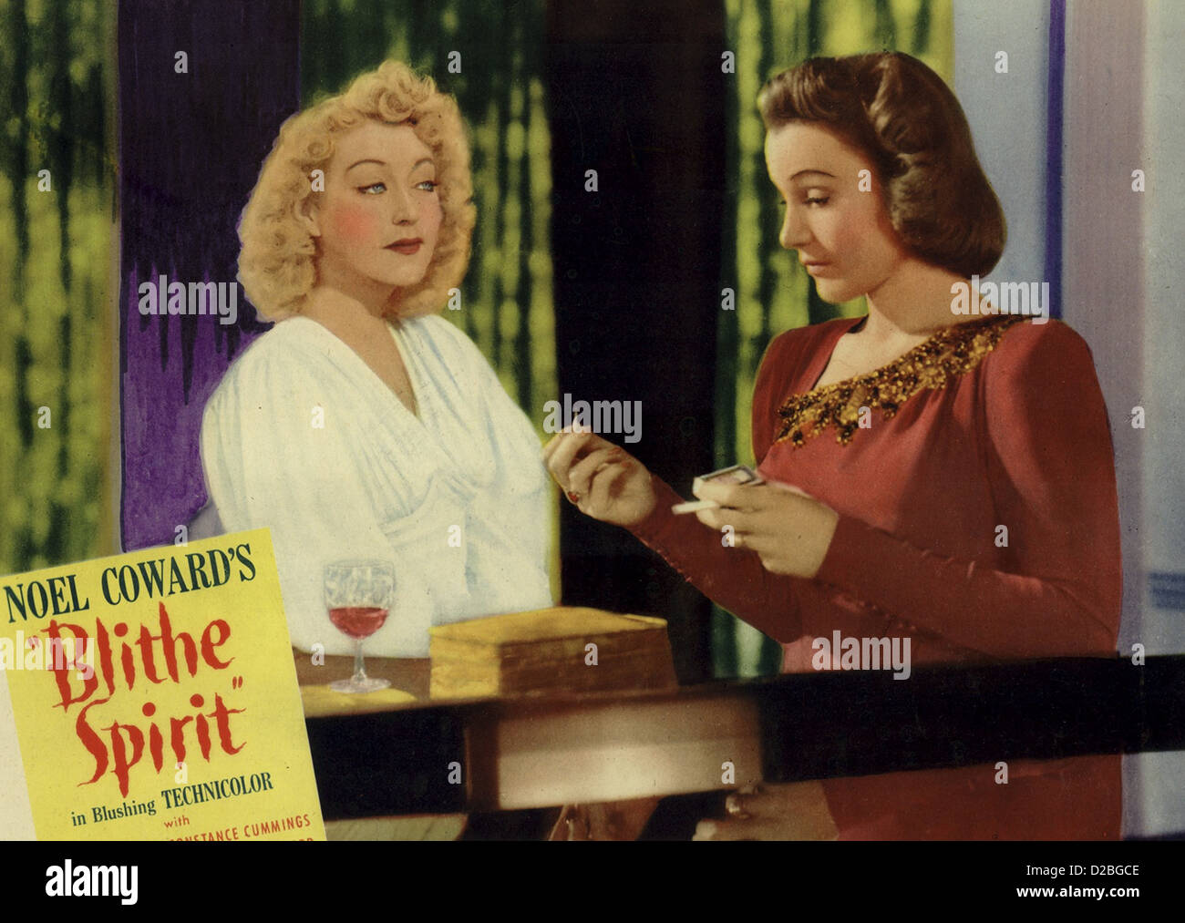 Geisterkomödie Blithe Spirit Szenenbild Stock Photo - Alamy