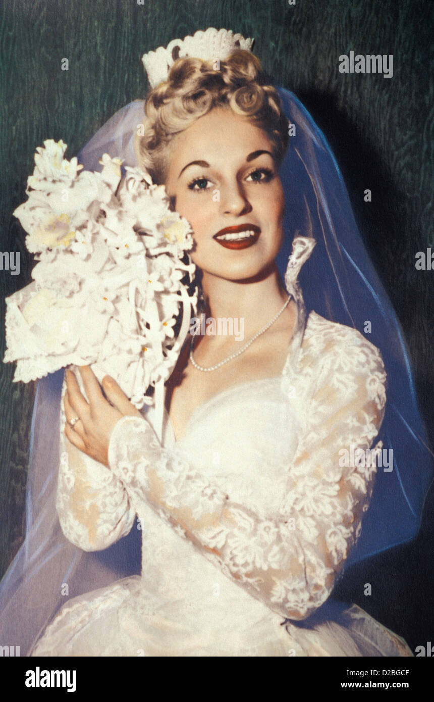 Bride 1950s historical culture 1950 to present portrait black white hi ...
