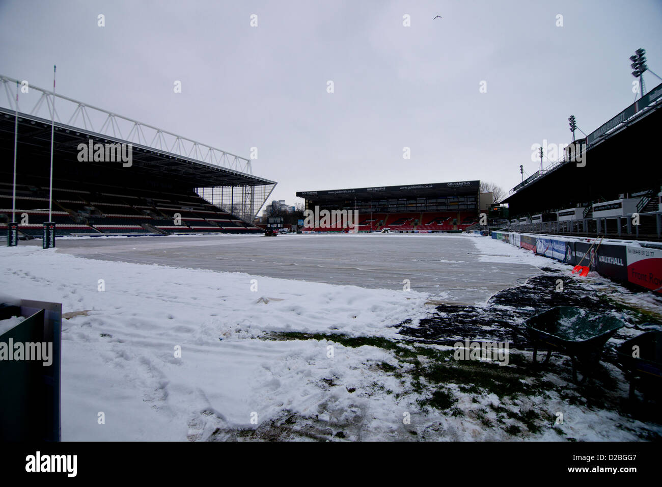 Snow in rugby hi-res stock photography and images - Alamy