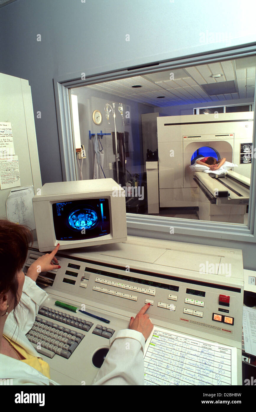 Child cat scan hi-res stock photography and images - Alamy