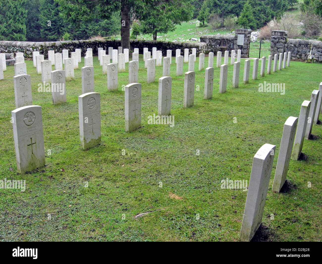 gravestone in a italian cemetery Stock Photo - Alamy