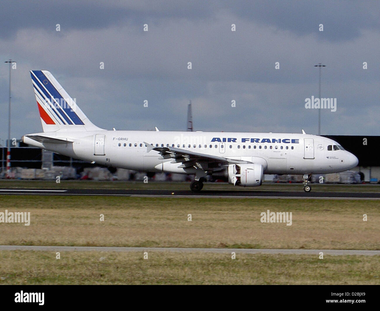 Aircraft flaps hi-res stock photography and images - Alamy