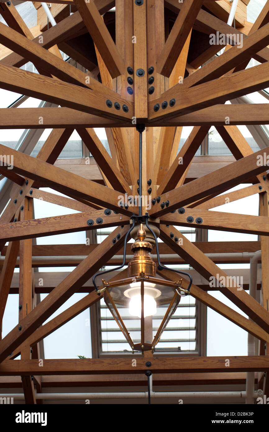 Wooden roof trusses beams hi-res stock photography and images - Alamy