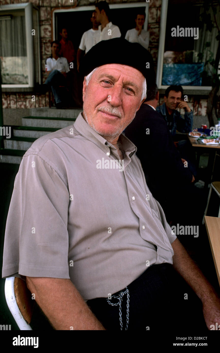 Kosovar man hi-res stock photography and images - Alamy