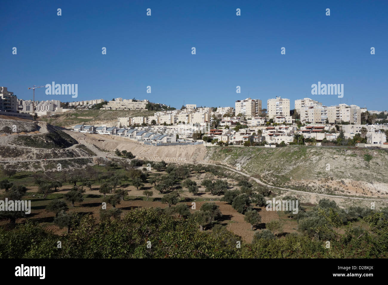 Middle east construction building hi-res stock photography and images ...
