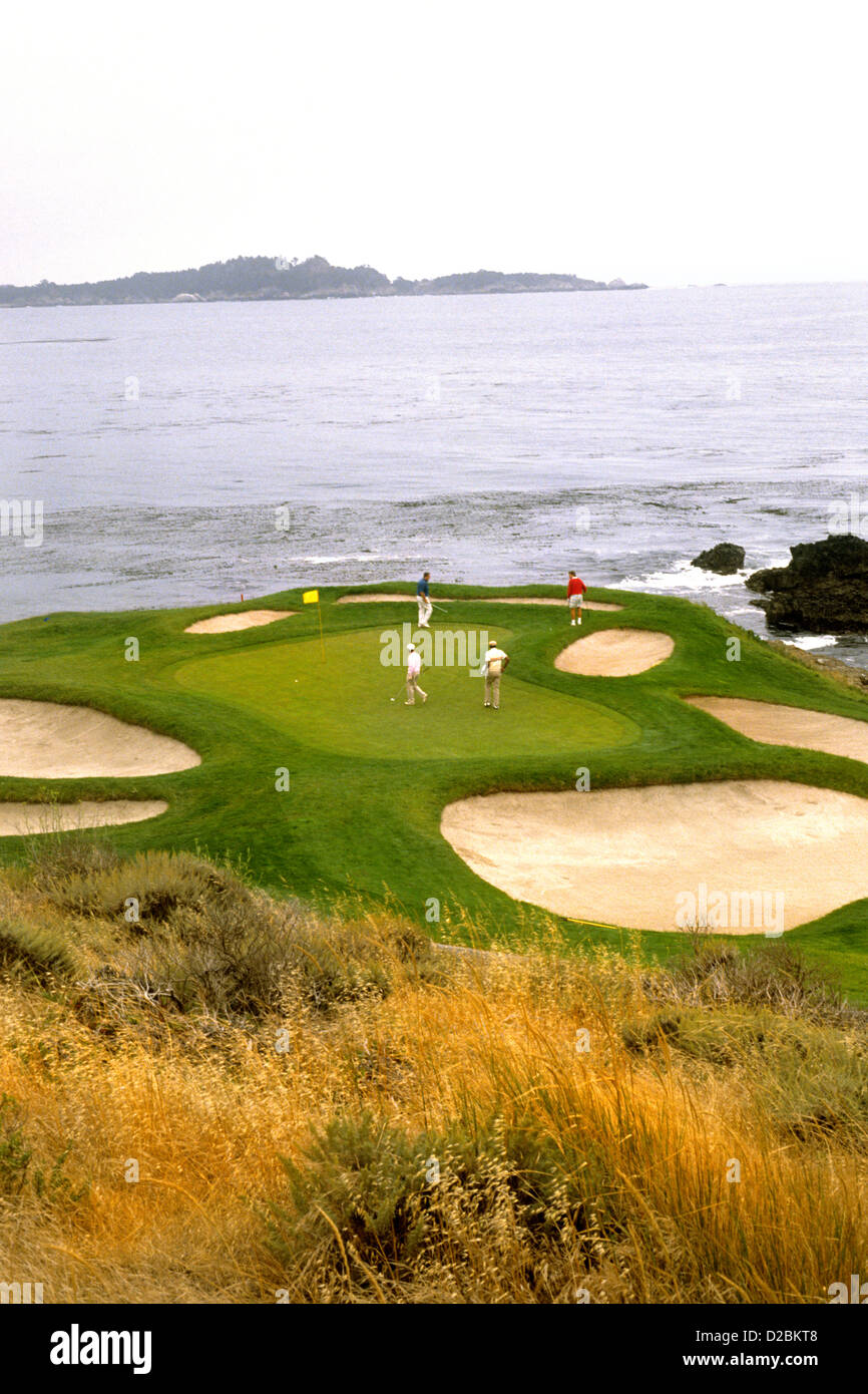 California, Pebble Beach Golf Course. Hole Number 7 Stock Photo - Alamy