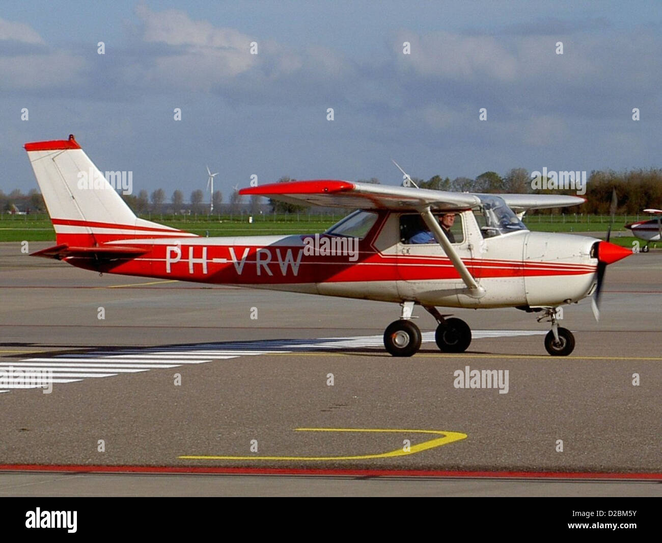 Cessna 150 cockpit hi-res stock photography and images - Alamy