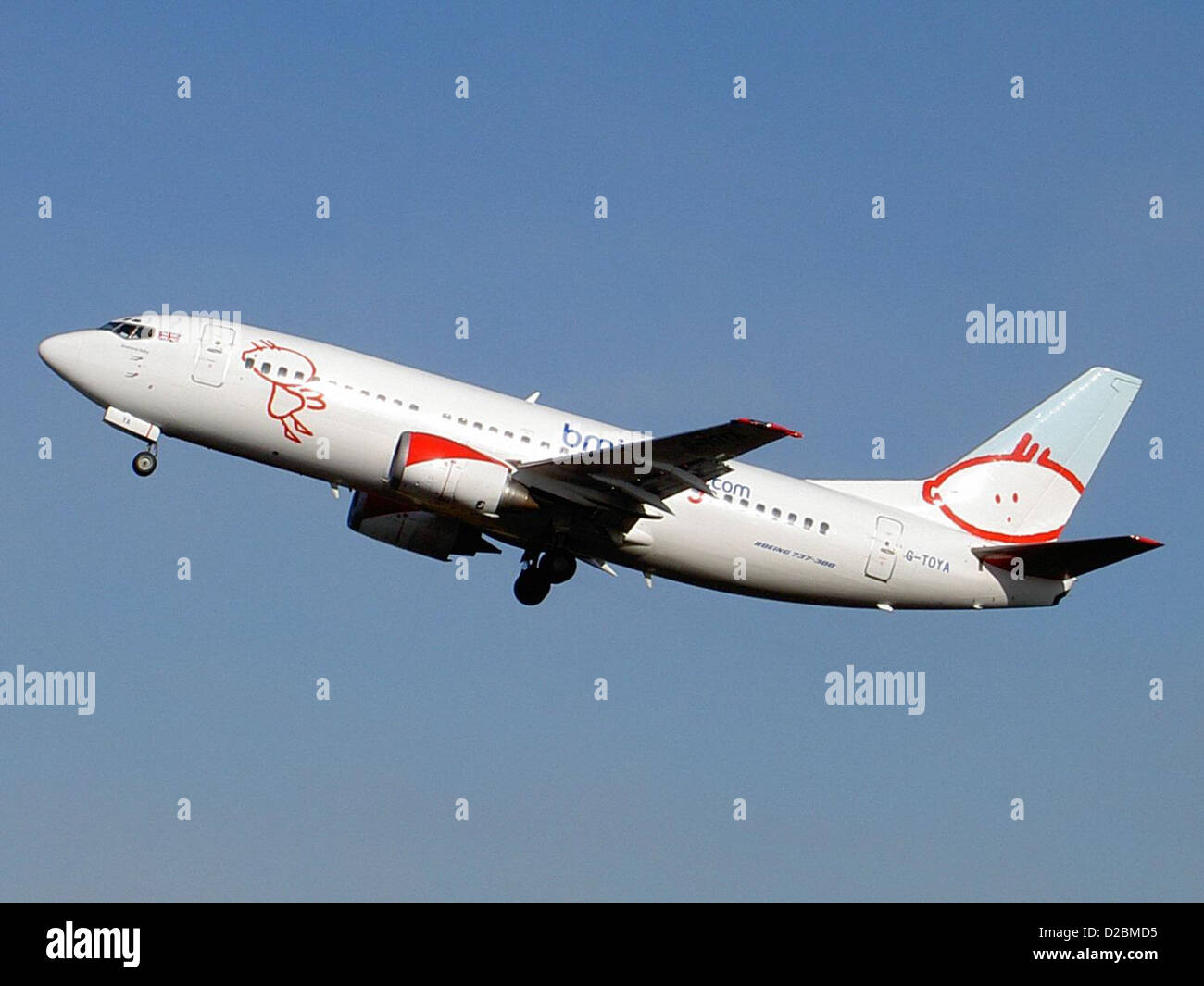 Boeing 737 aircraft wing flaps hi-res stock photography and images - Alamy