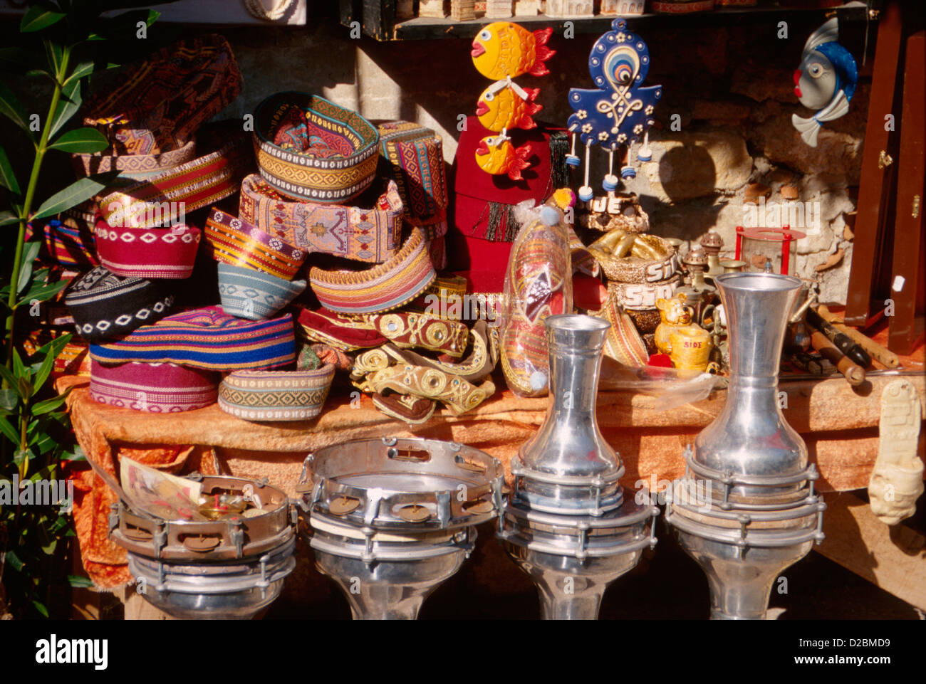 Handicrafts hi-res stock photography and images - Alamy