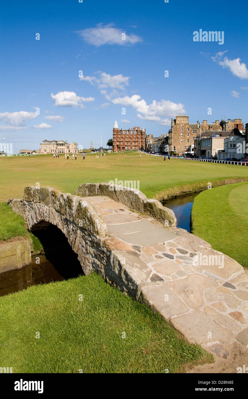 Swilcan Bridge On The 18Th Hole At St Andrews Old Golf Course Scotland ...