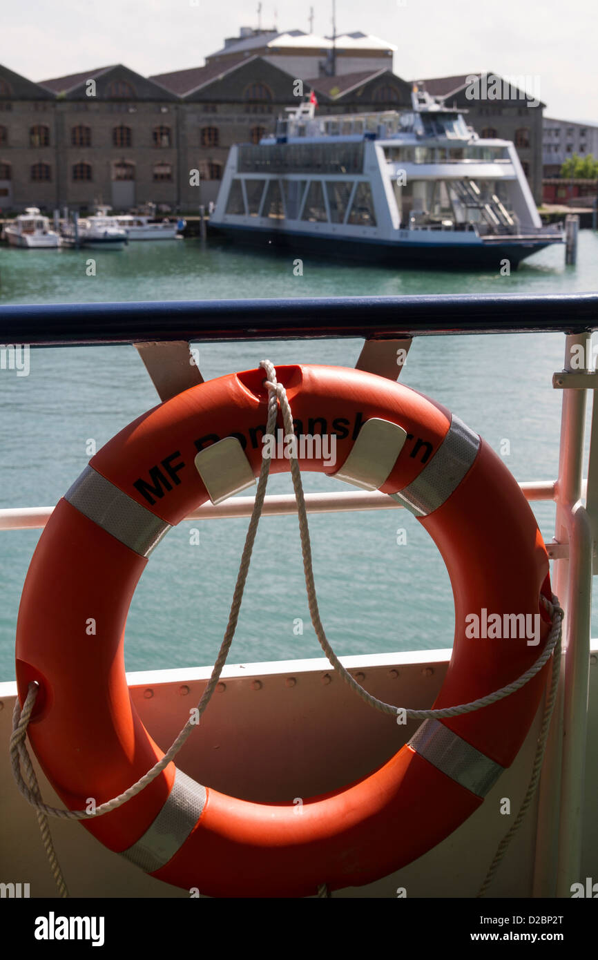 Lifering lifesaver ring hi-res stock photography and images - Alamy