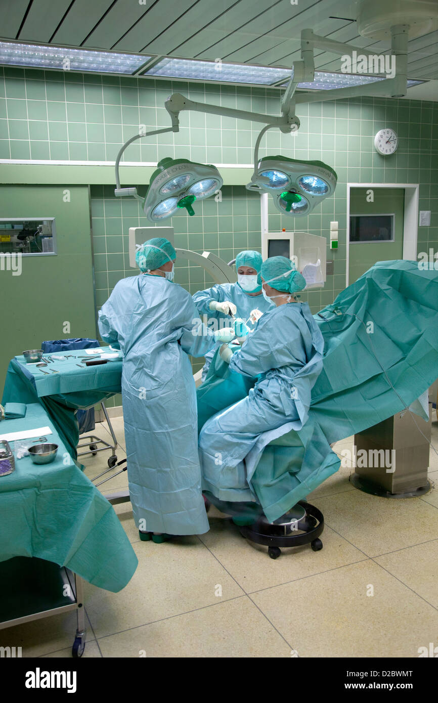 Foot surgery hi-res stock photography and images - Alamy