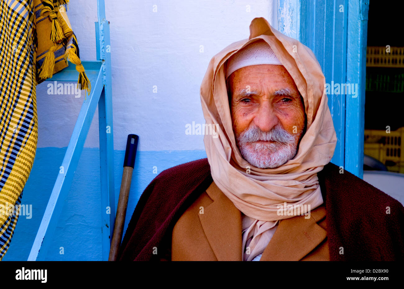 Black arab desert hi-res stock photography and images - Alamy