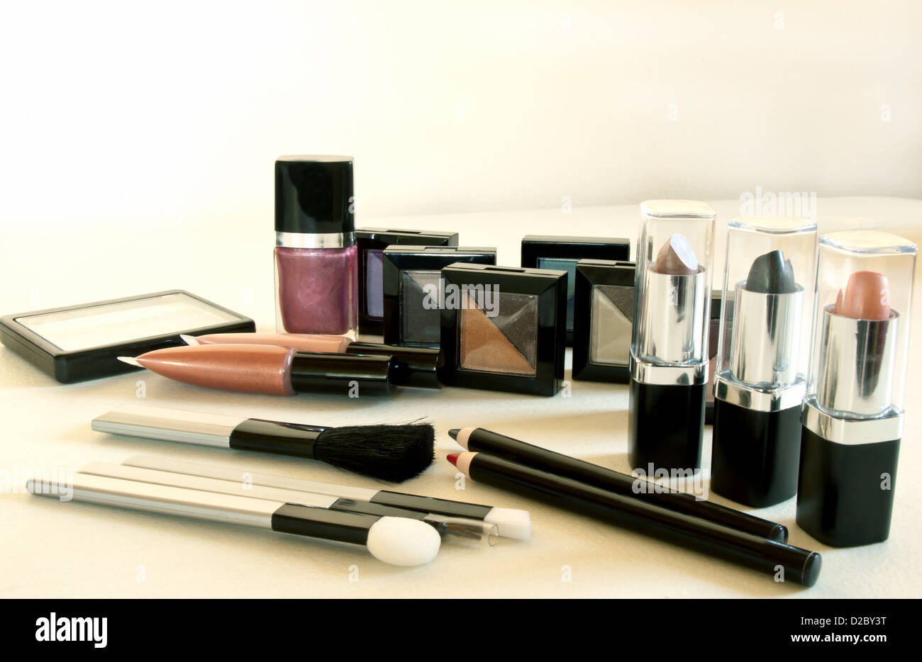 Generic fashion hi-res stock photography and images - Alamy