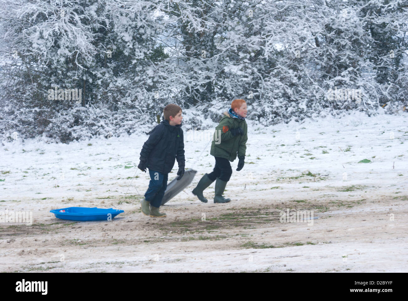 Sledge sledging hi-res stock photography and images - Alamy
