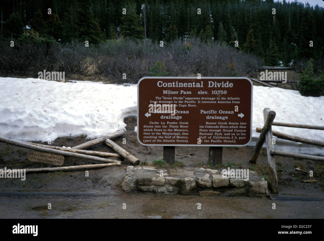 Colorado. Rocky Mountain National Park. Continental Divide Sign Stock ...