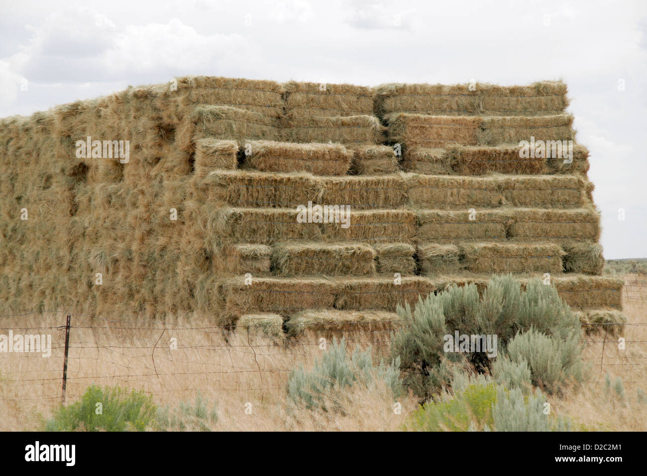 Stack square hi-res stock photography and images - Alamy