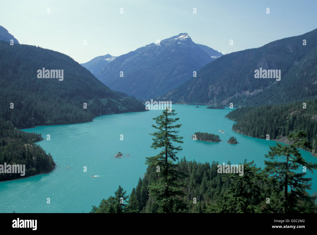 Ross lake national recreation area hi-res stock photography and images ...