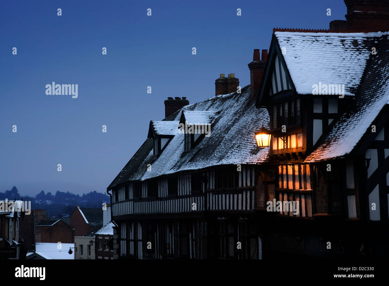 Wyle Cop in Shrewsbury in wintertime Stock Photo - Alamy