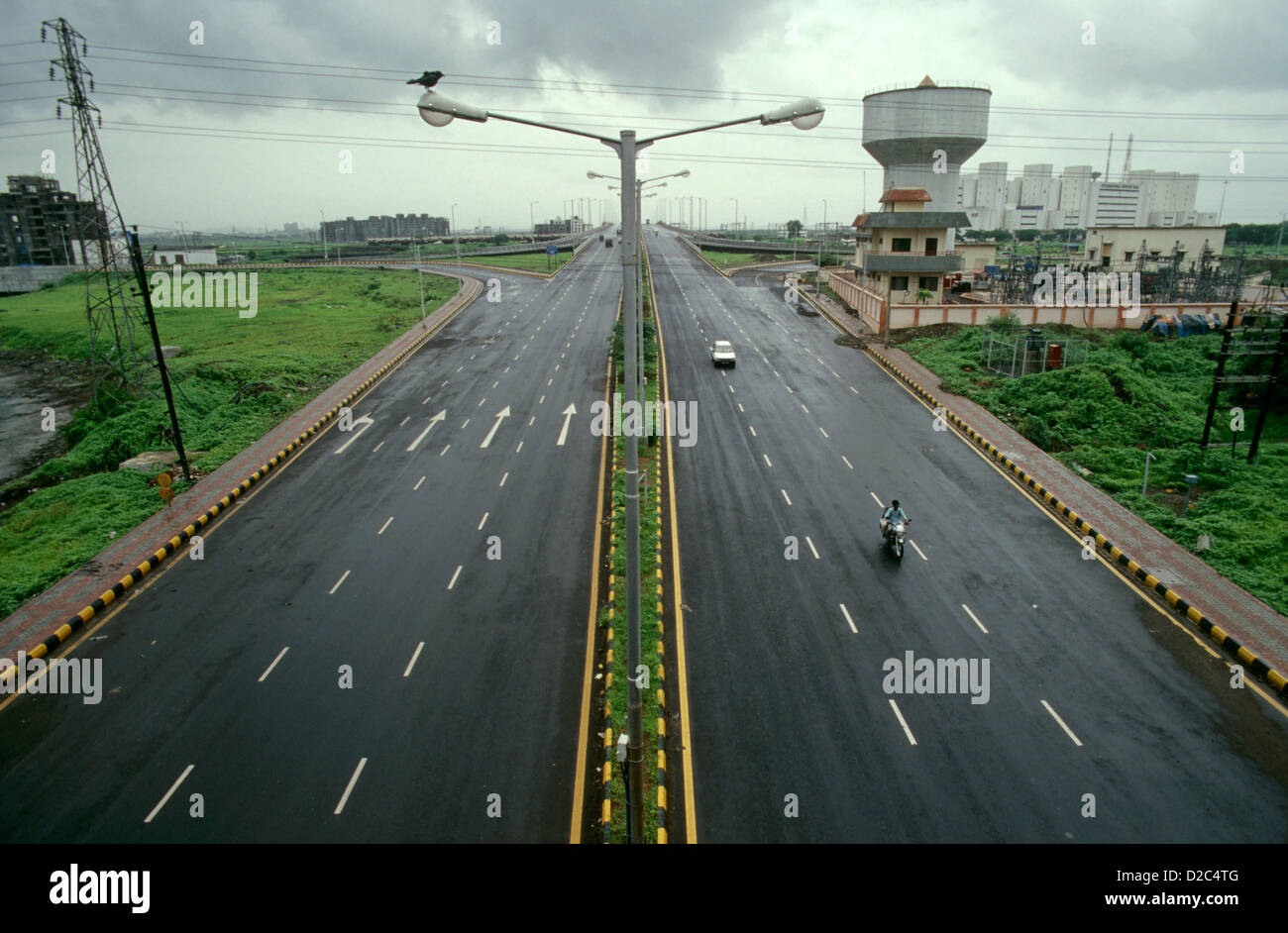 Freeway vashi new bombay mumbai maharashtra india hi-res stock ...
