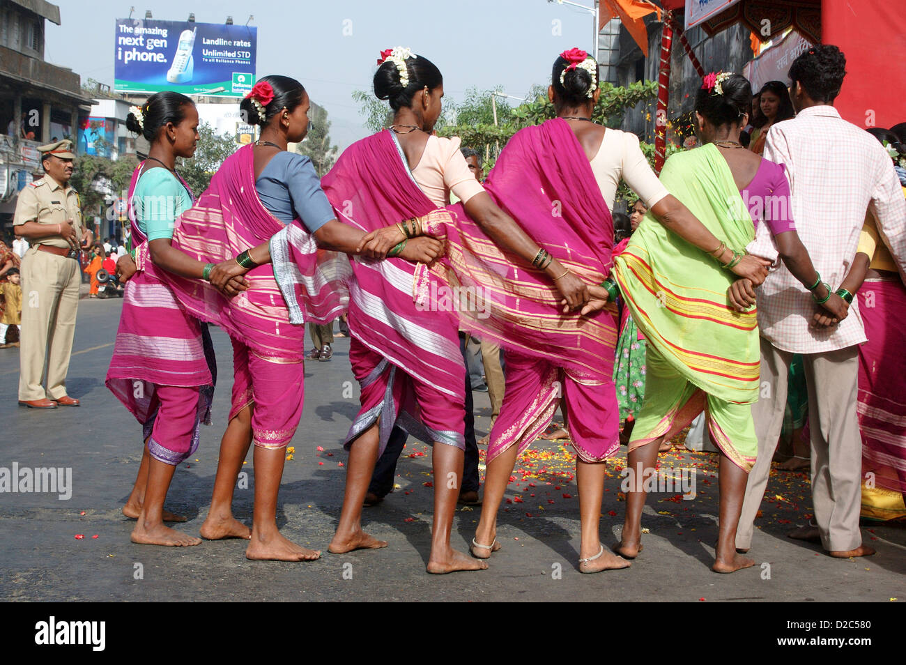 Warli Tribal Dance, During Gudhi Padwa, Hindu New Year Day, Chaitra ...