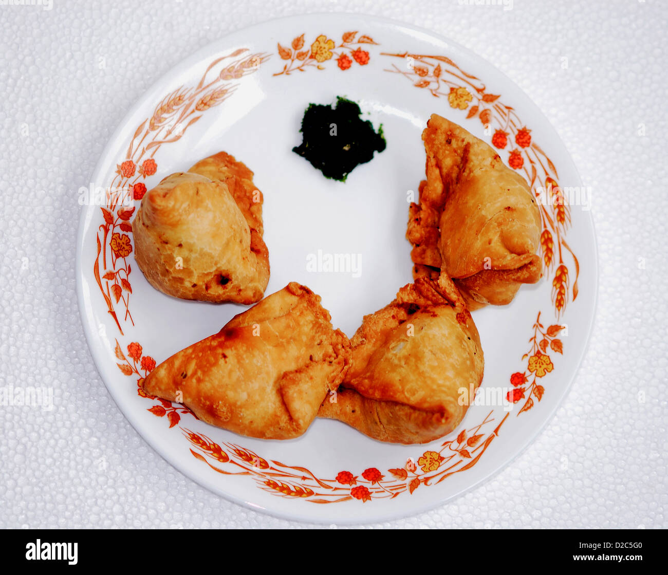 Indian Fast Food, Samosas Pan-Asian Latin Appetizers And Contrast With ...