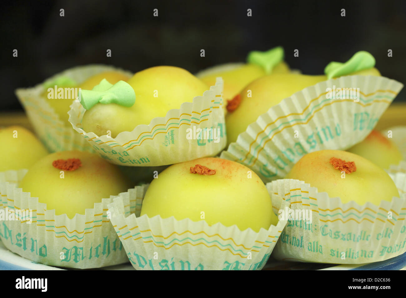 Italian marzipan hi-res stock photography and images - Alamy