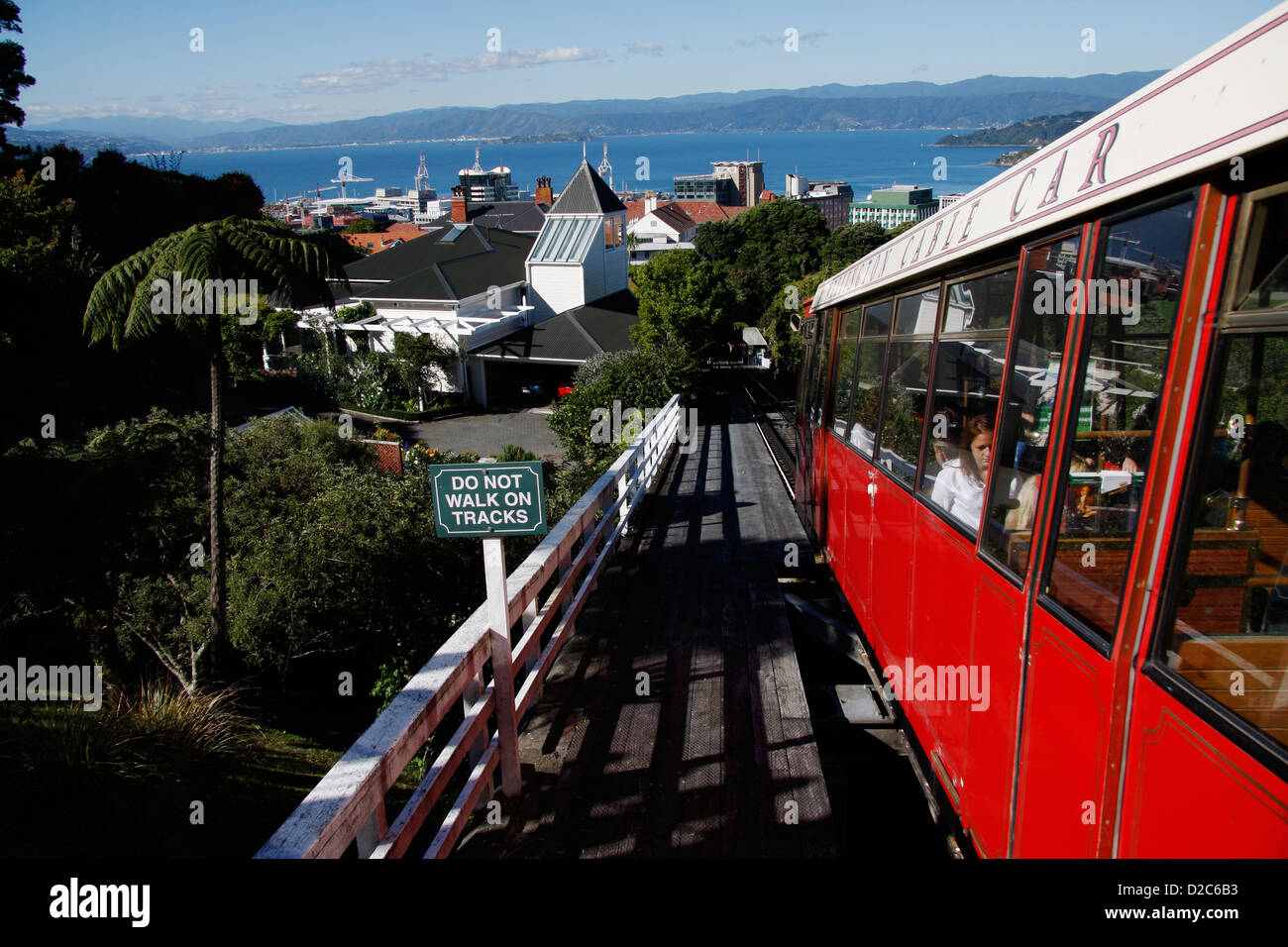Harbour cable car hi-res stock photography and images - Alamy