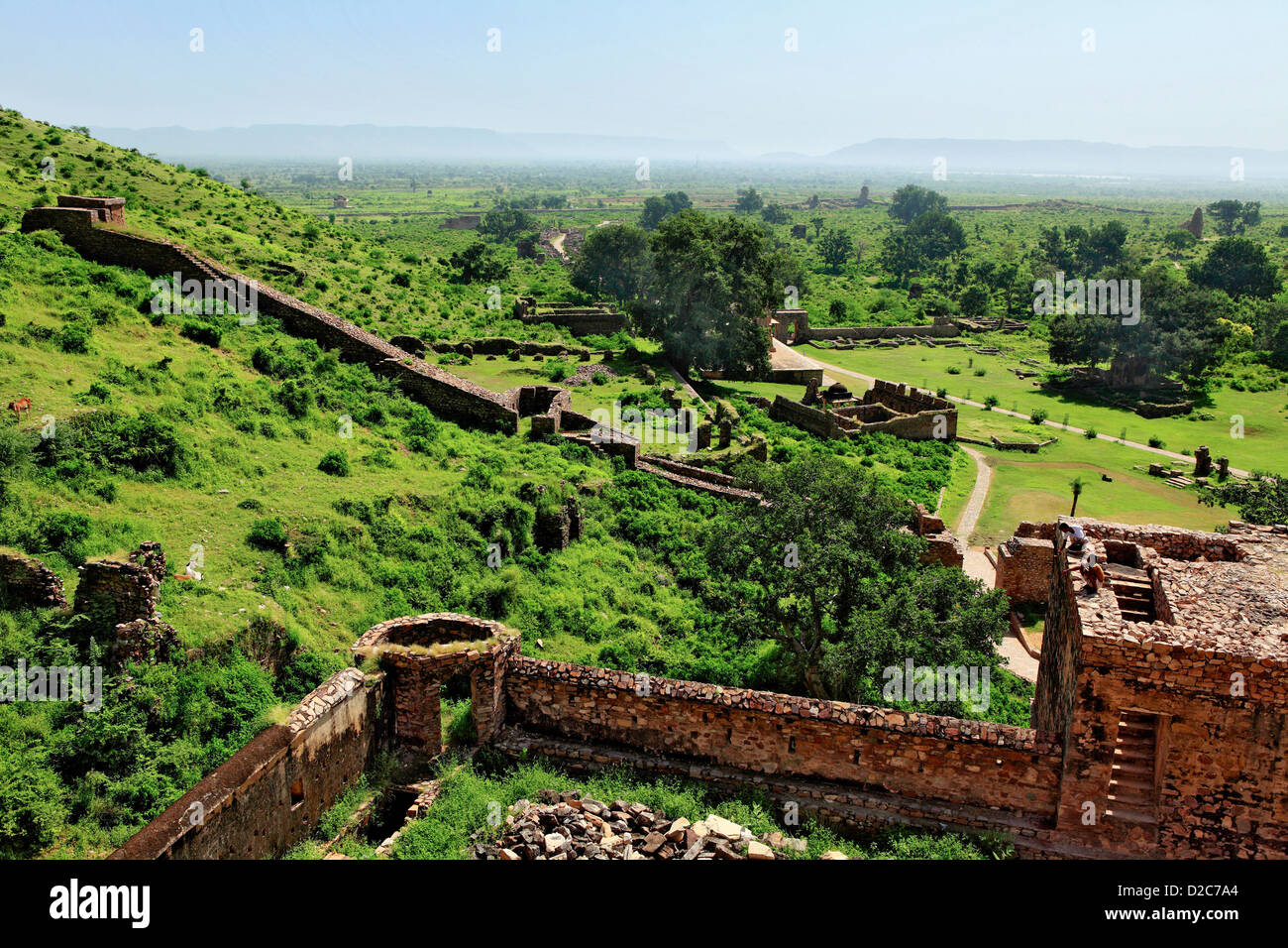 Ancient Site Bhangarh, Ruins Of Bhangarh, Forts Of Rajasthan, Bhangarh ...