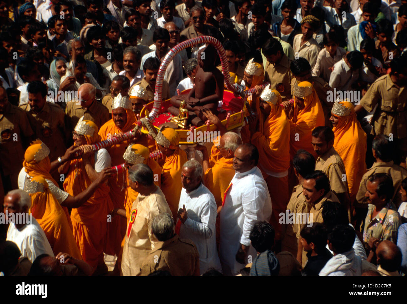 India jain procession mahavirgi procession hi-res stock photography and ...