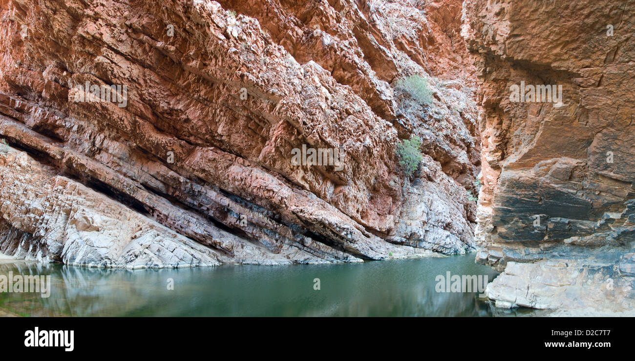 Huge chasm hi-res stock photography and images - Alamy