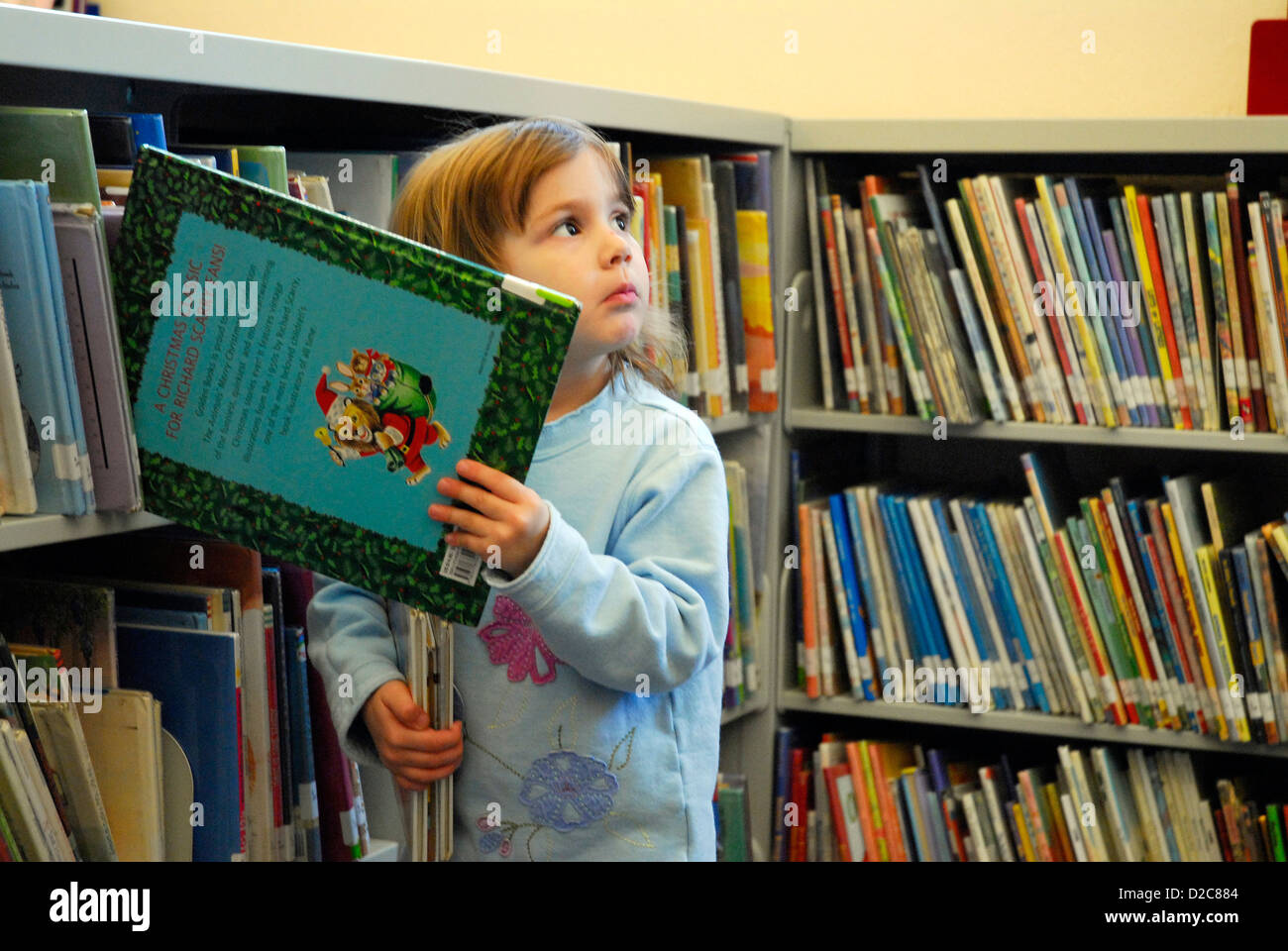 Childrens library books hi-res stock photography and images - Alamy
