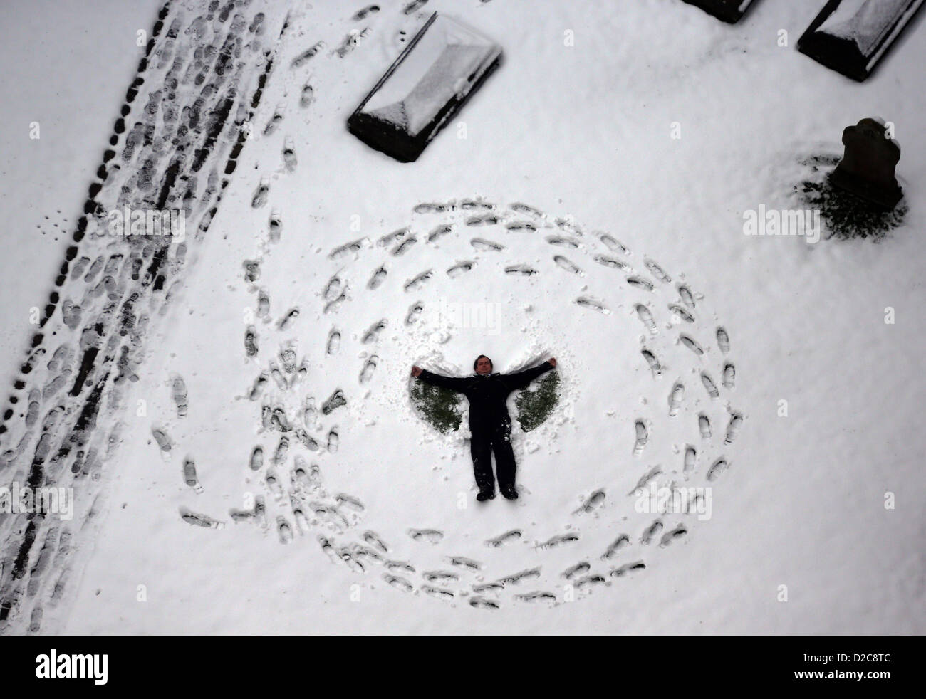 Wells cathedral snow hi-res stock photography and images - Alamy