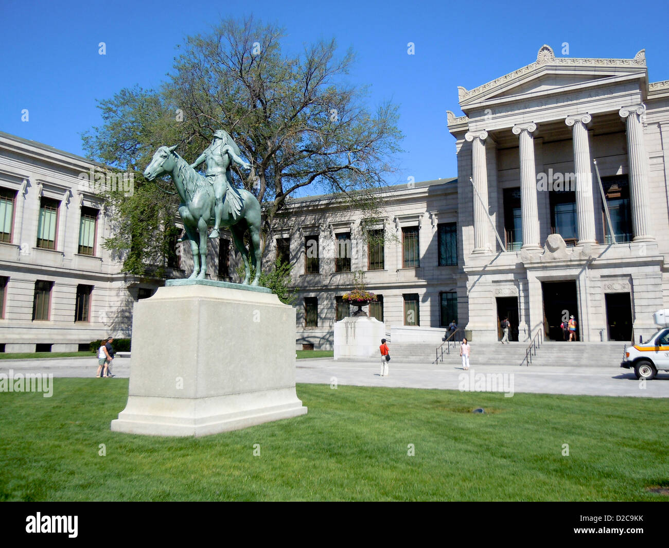Museum of fine arts boston hi-res stock photography and images - Alamy