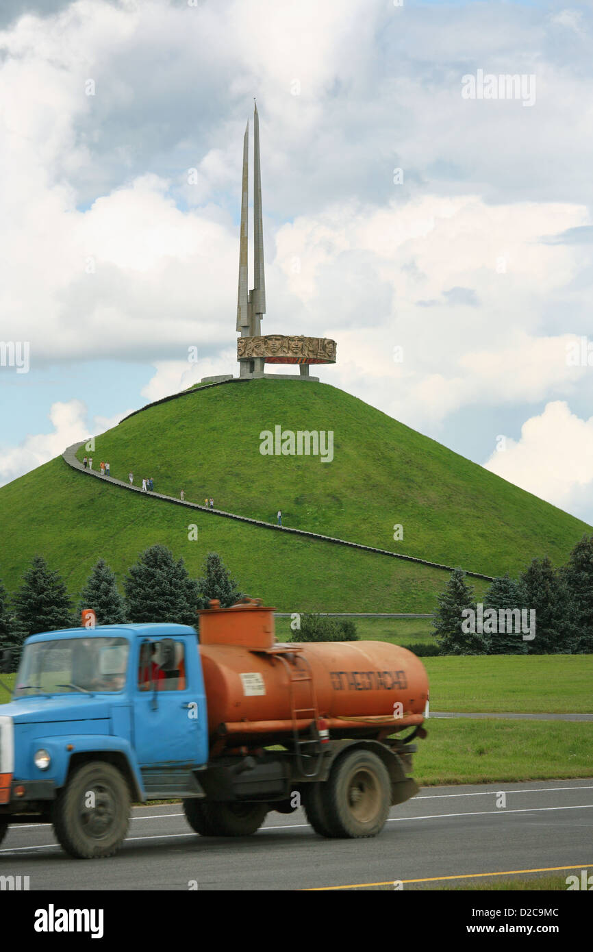 Minsk, Belarus, the 70m high monument to the Soviet Army Stock Photo ...