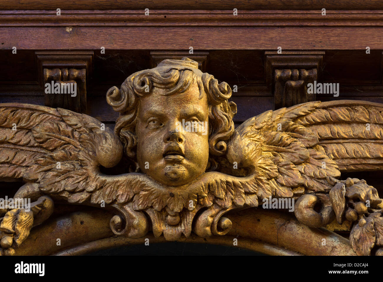 Cherub carved hi-res stock photography and images - Alamy