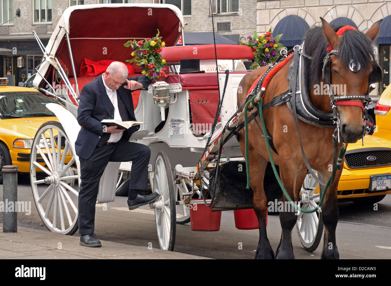 Hansom taxi hi-res stock photography and images - Alamy