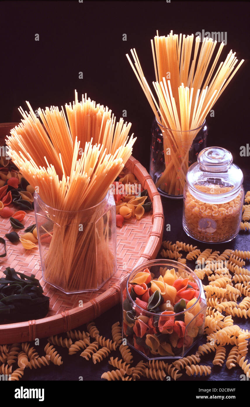 Spaghetti And Other Varieties Of Pasta Stock Photo - Alamy