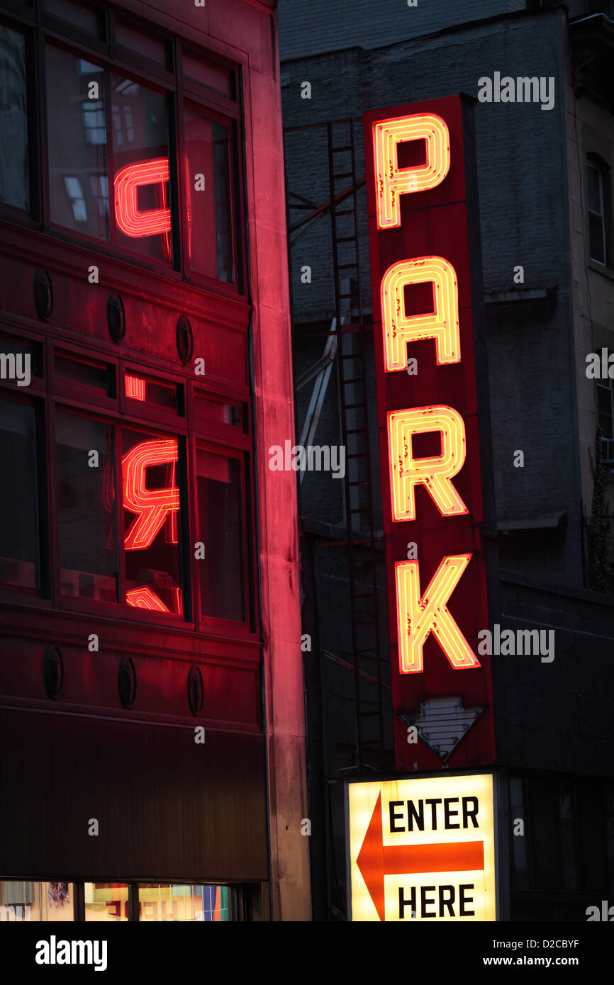 Park sign, Manhattan, New York Stock Photo - Alamy
