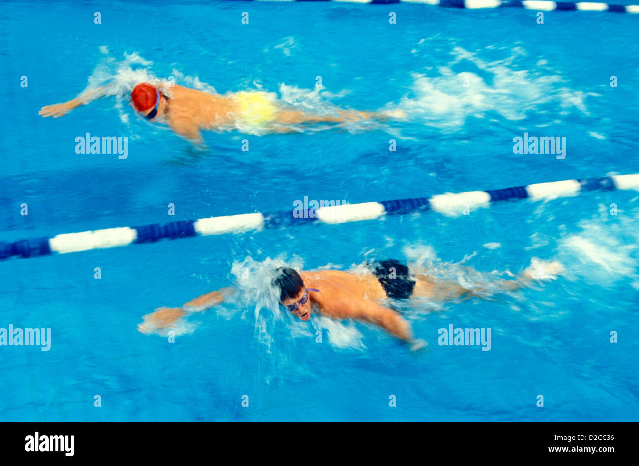 Swimmers doing laps in pool hi-res stock photography and images - Alamy