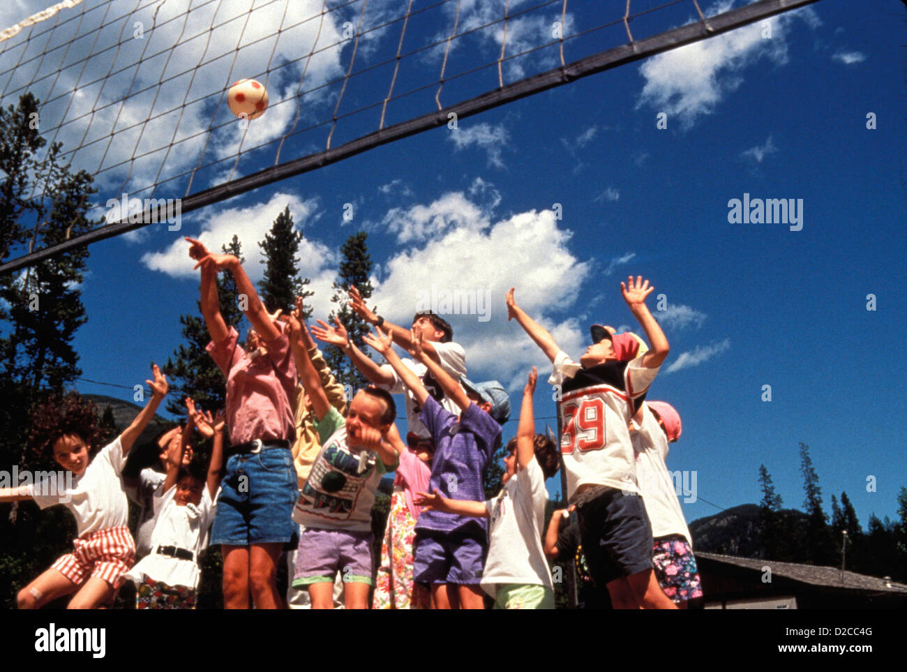 Group of children outdoors fun hi-res stock photography and images - Alamy